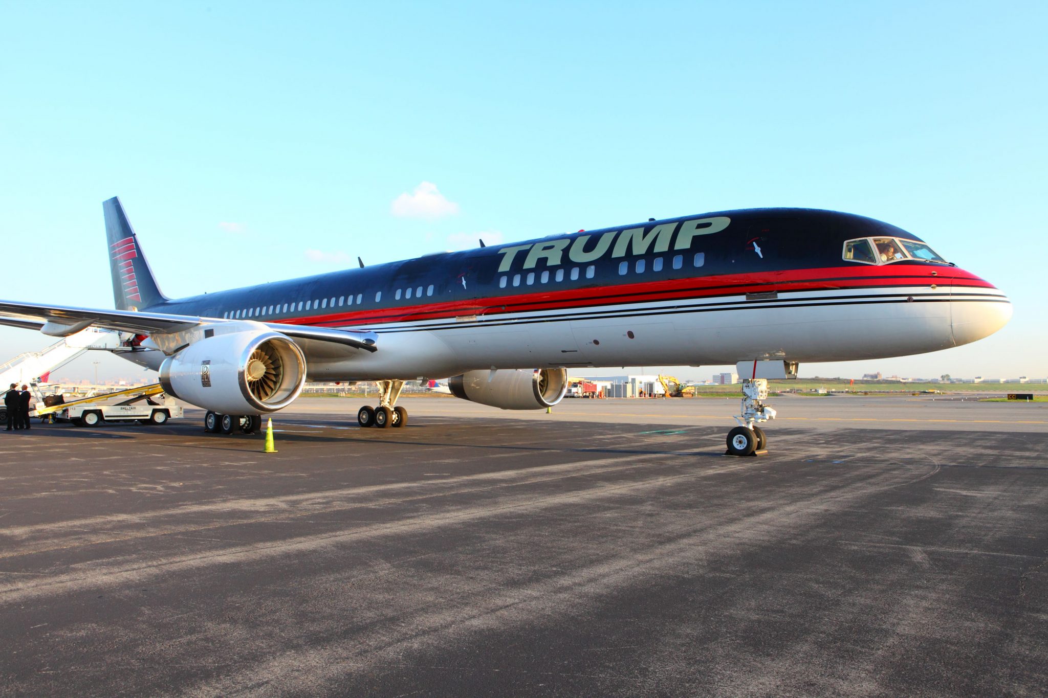 Luxurious Donald Trump’s jet: The iconic Boeing 757