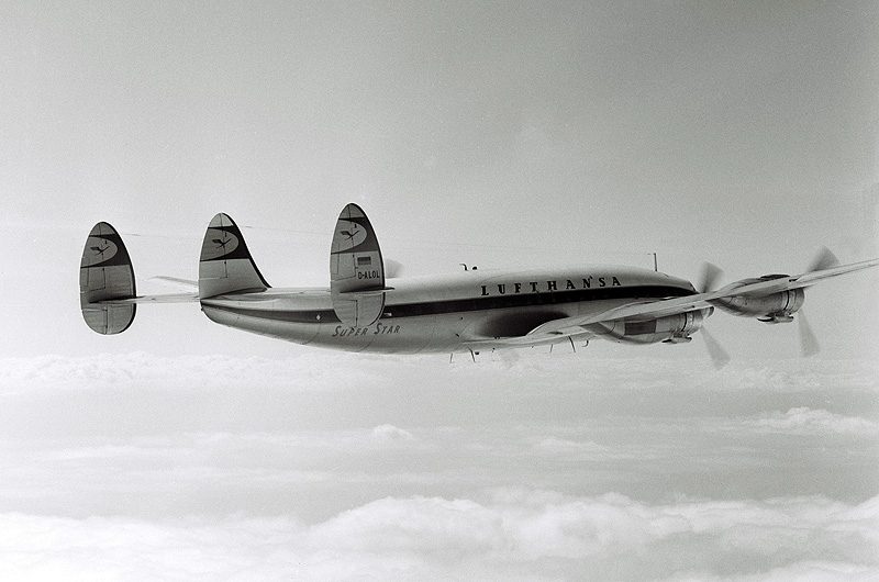 Lockheed L-1649 Starliner Lufthasa | Aviation Nepal