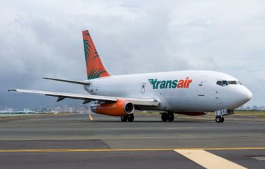 Transair B737: engine failed aircraft ditched off the coast of Honolulu
