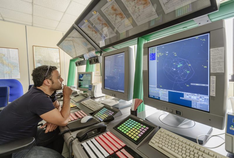 Role of air traffic controllers in aviation | Aviation Blogs